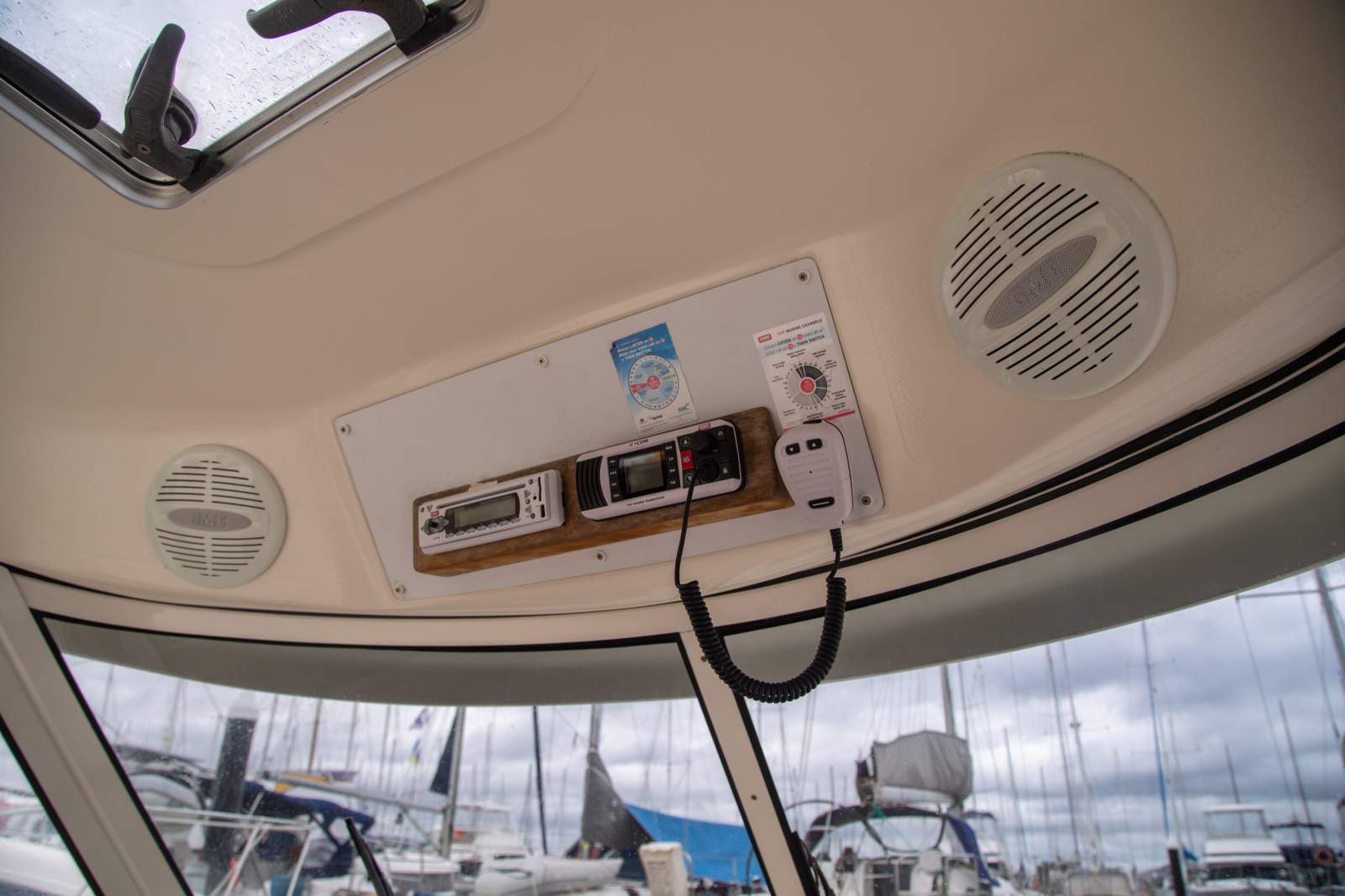 Used Arvor 230as Deluxe, Great Condition, Freshly Slipped! for Sale ...