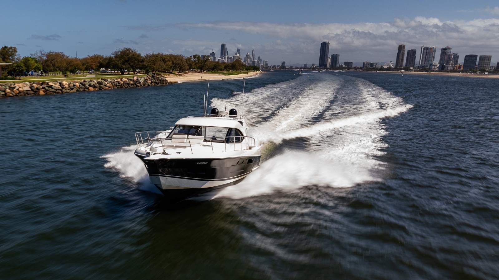 Used Riviera 5000 Sport Yacht Series Ii for Sale | Boats For Sale ...