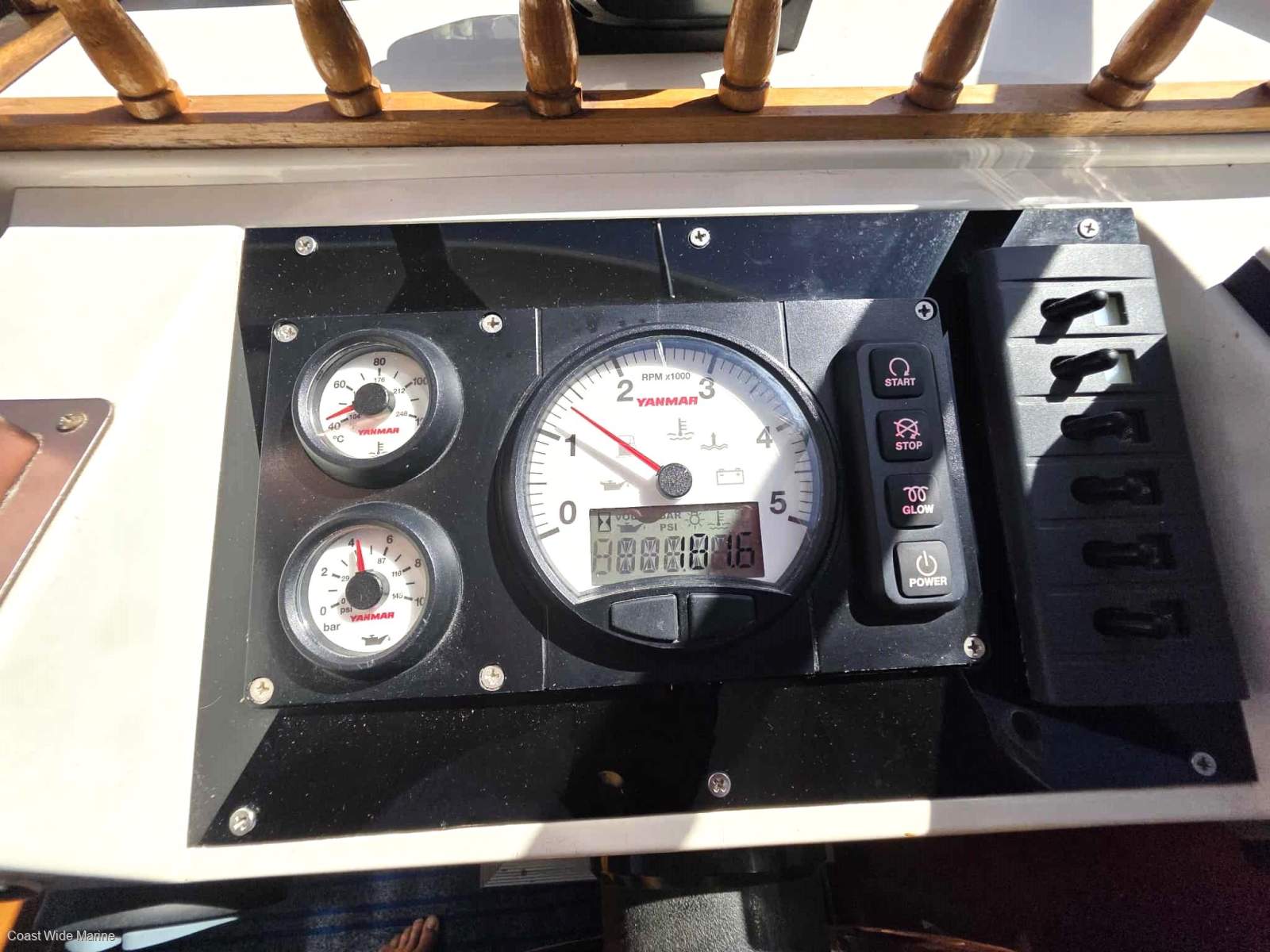Used Cruisecraft Executive 800 Flybridge Cruiser for Sale | Boats For ...