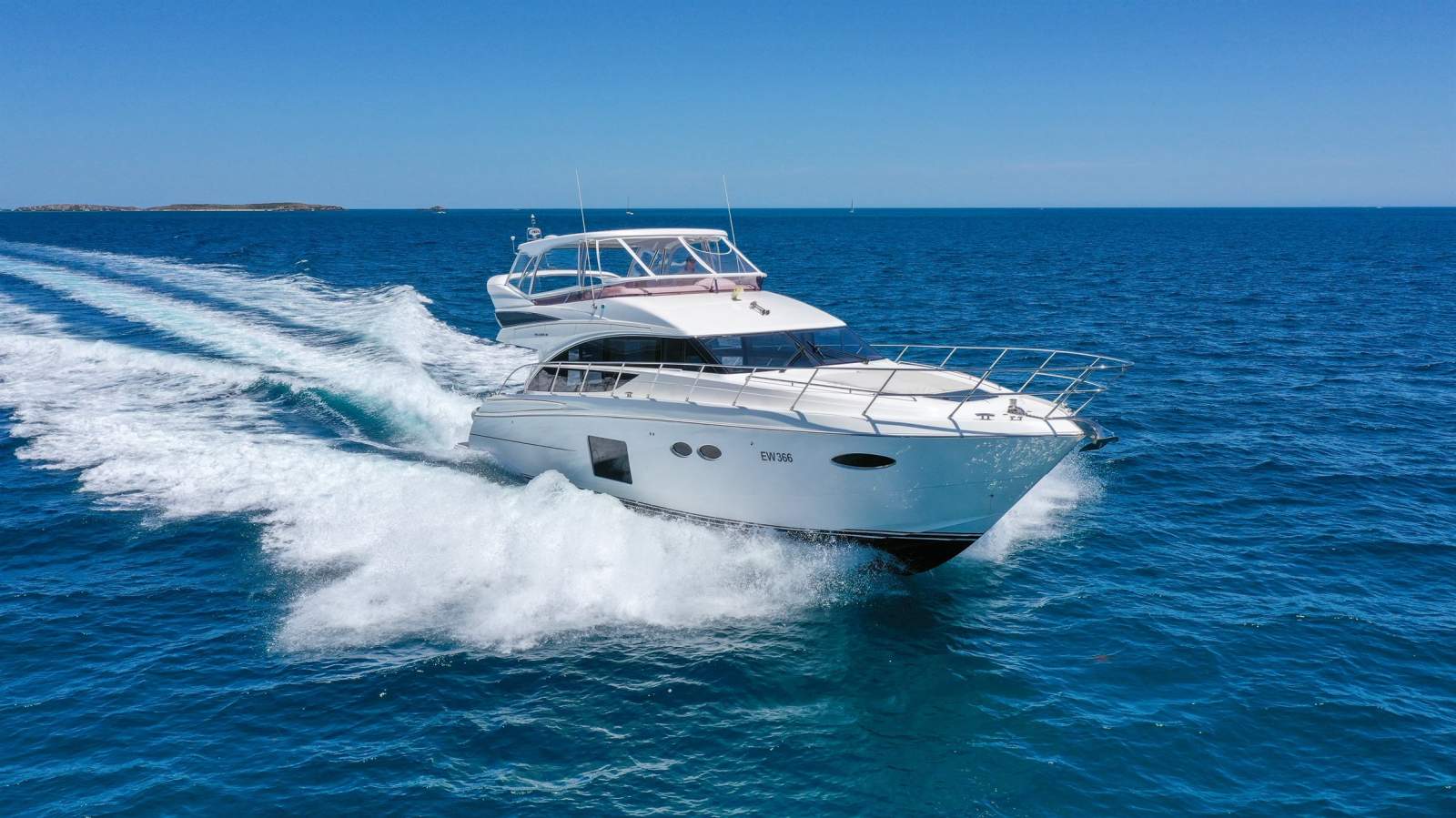 Princess P56 For Sale | Oceaneer Marine