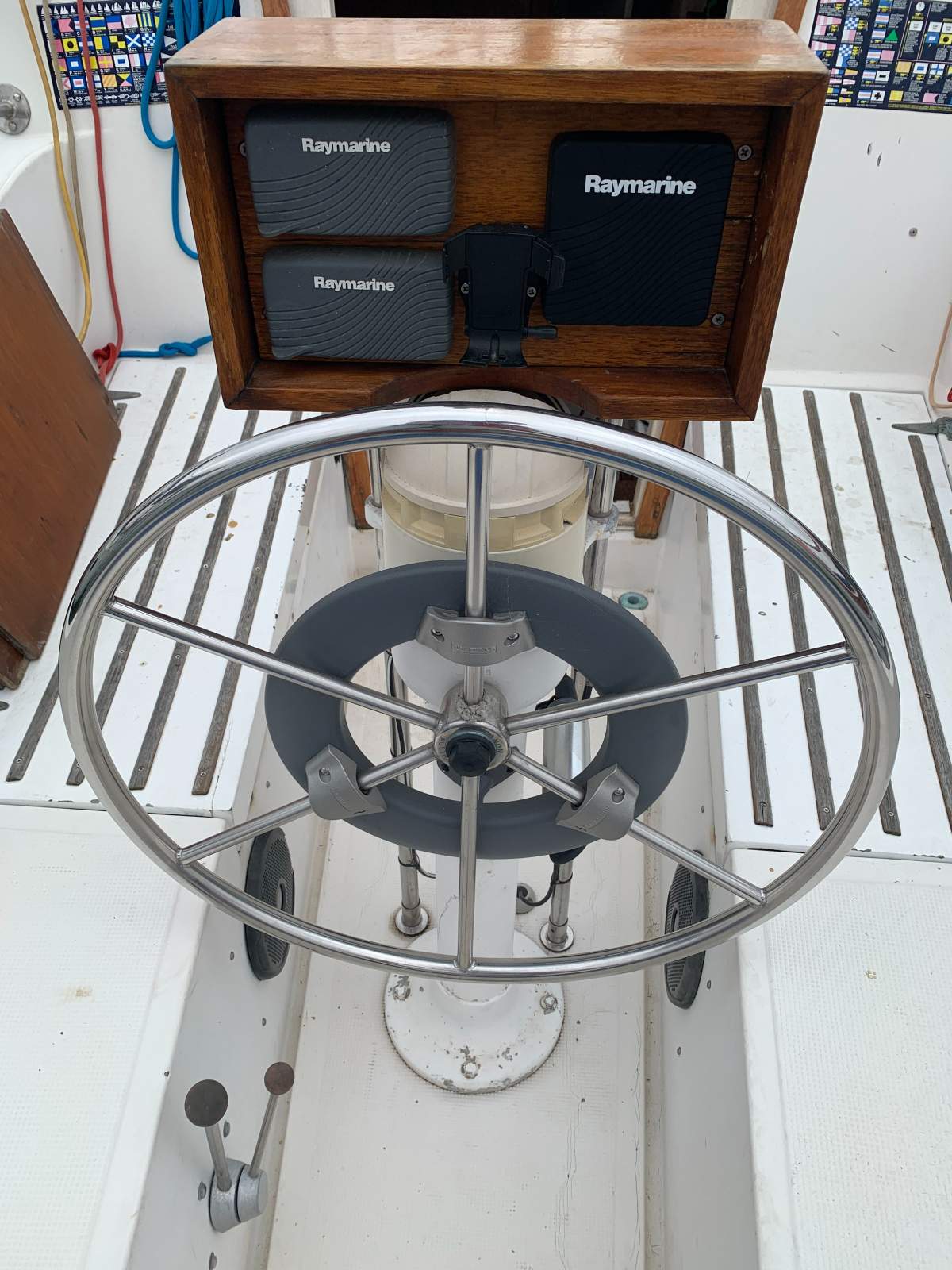 Used Columbia 27 for Sale | Yachts For Sale | Yachthub