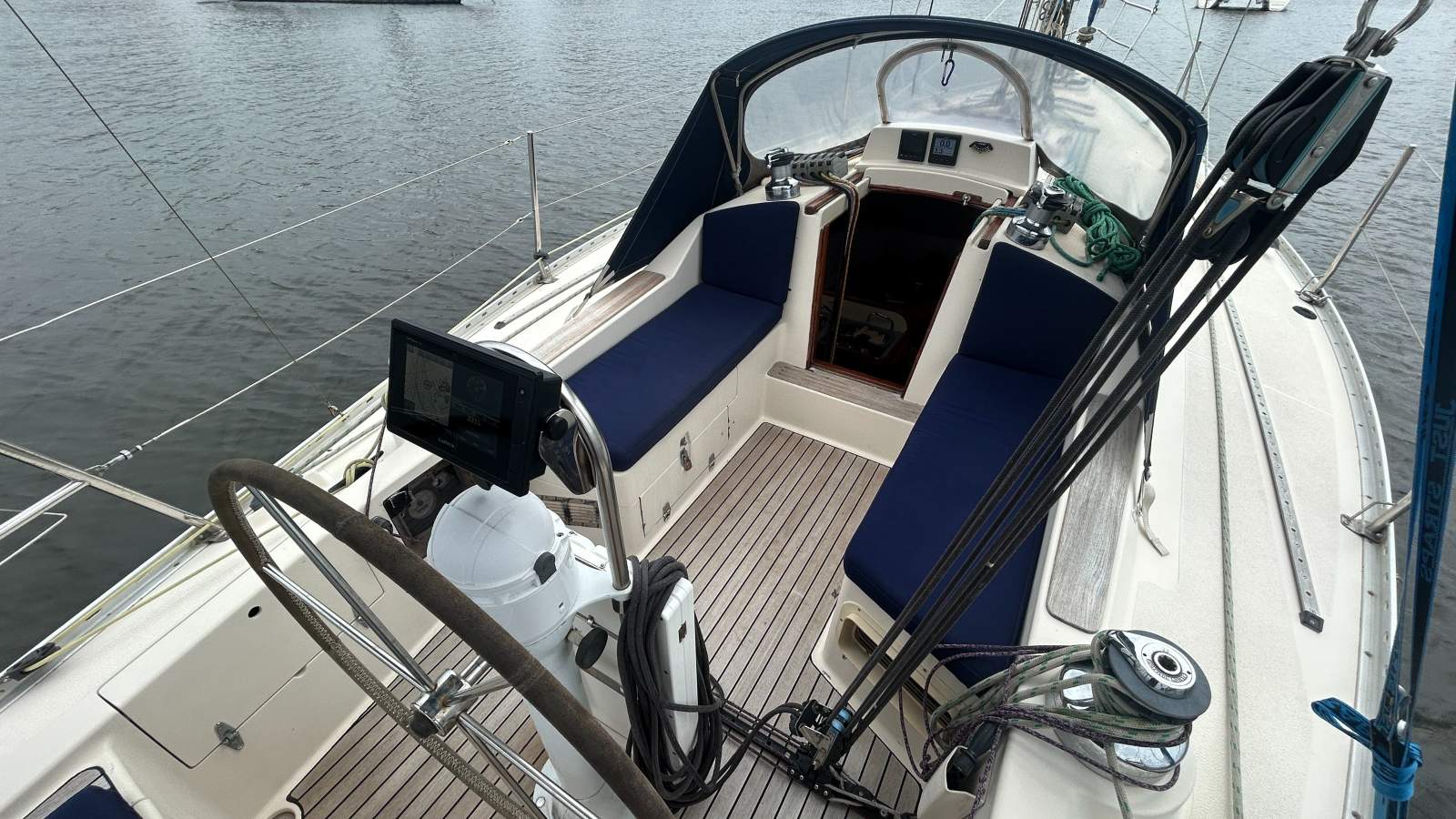 Used Pawtucket 35 Peter Cole Design 1988 - Under Contract for Sale ...