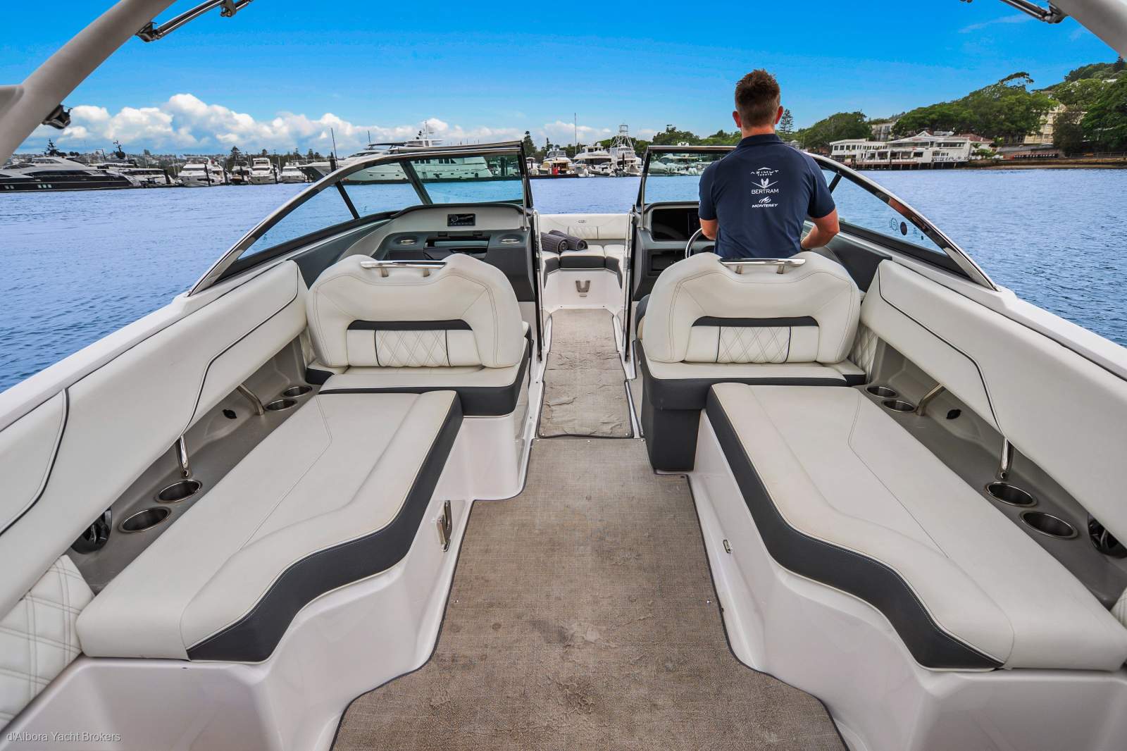Regal LX4 For Sale | Discover Boating