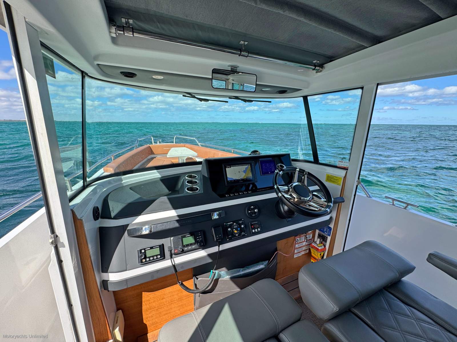 Axopar 28 Cabin - Unbelievably remarkable bluewater boat! For Sale ...