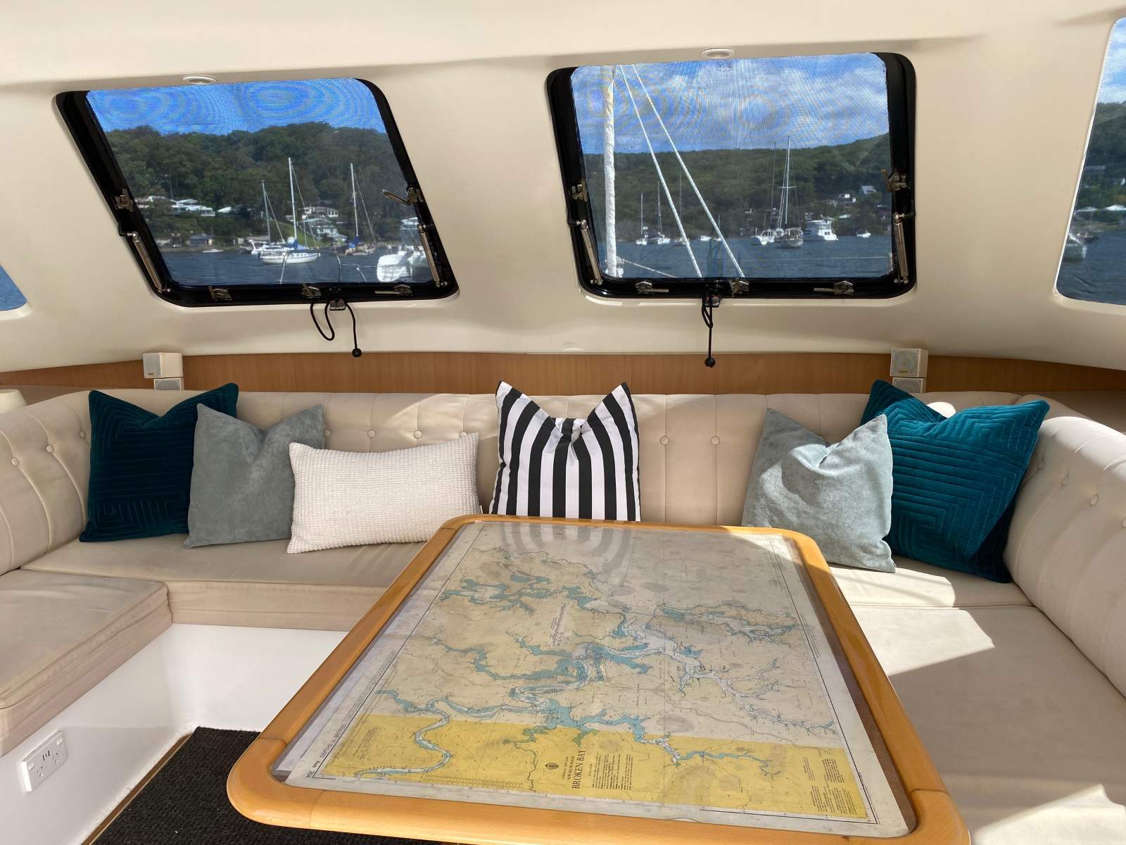 Used Seawind 1160 Deluxe Exceptionally Well Maintained With Many ...