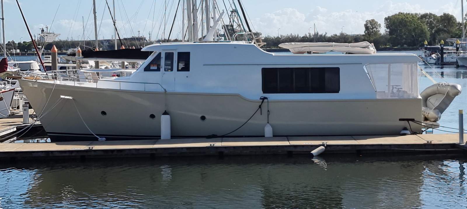 Used Expedition/trawler/cruiser/live Aboard Motor Yacht for Sale ...