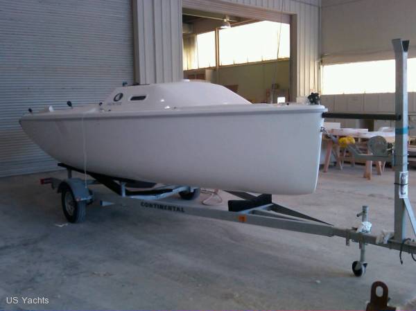 2013 Hunter 22 | Boat Research | Yachthub