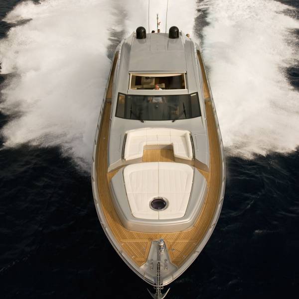 2013 Pershing 80 | Boat Research | Yachthub