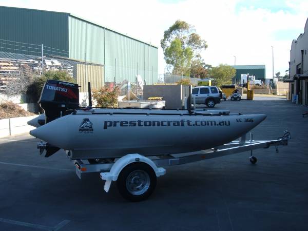 2013 Aquarius 4.1 Thundercat | Boat Research | Boats Online