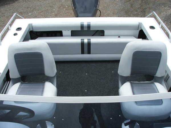 2013 Formosa 520 Half Cab | Boat Research | Yachthub