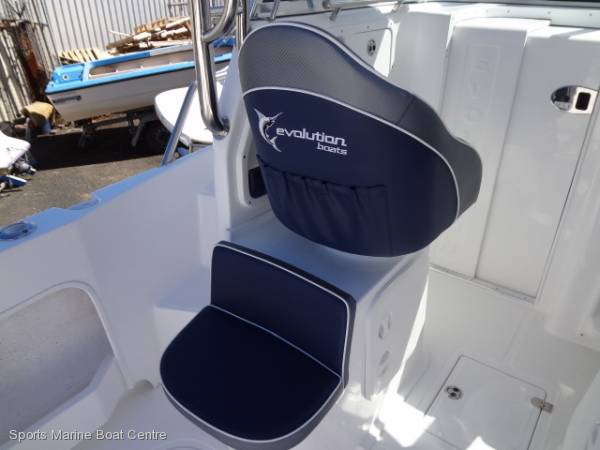 2013 Evolution 650 Predator | Boat Research | Yachthub