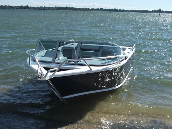 2013 Formosa Classic 550 Runabout | Boat Research | Boats Online