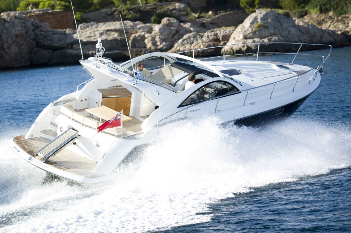 2013 Fairline Targa 44 Gran Turismo | Boat Research | Boats Online