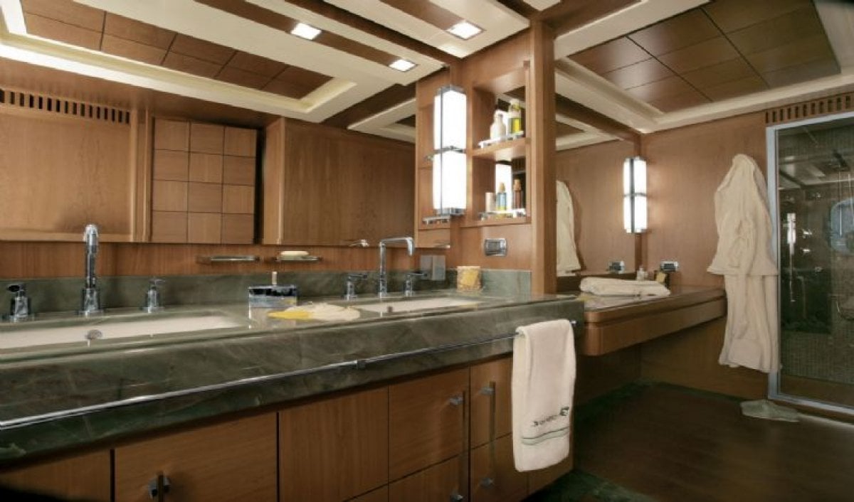 2013 Azimut 116 | Boat Research | Yachthub