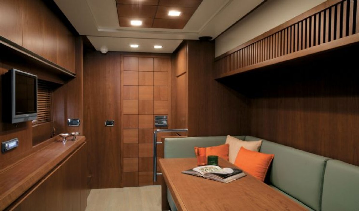 2013 Azimut 116 | Boat Research | Yachthub