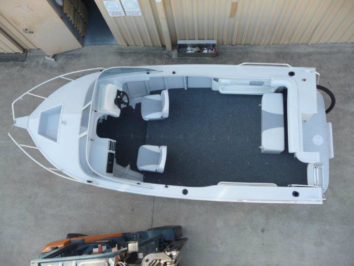 2013 Bluefin 4.50 Weekender | Boat Research | BoatsOnline