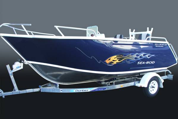 2013 Formosa Sea Rod 455 Side Console | Boat Research | Boats Online