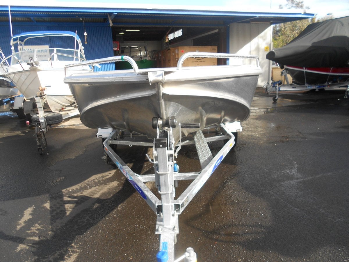 2013 Quintrex 420 Hornet | Boat Research | Boats Online