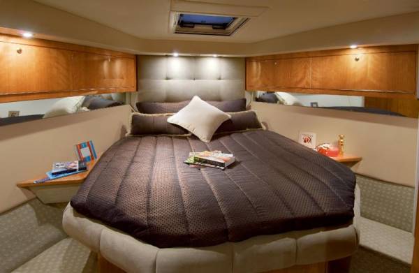 2013 Riviera 56 Enclosed Flybridge | Boat Research | Yachthub