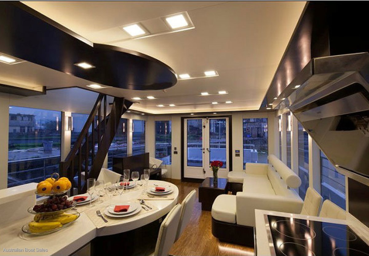 2014 Explorer 65 | Boat Research | Yachthub