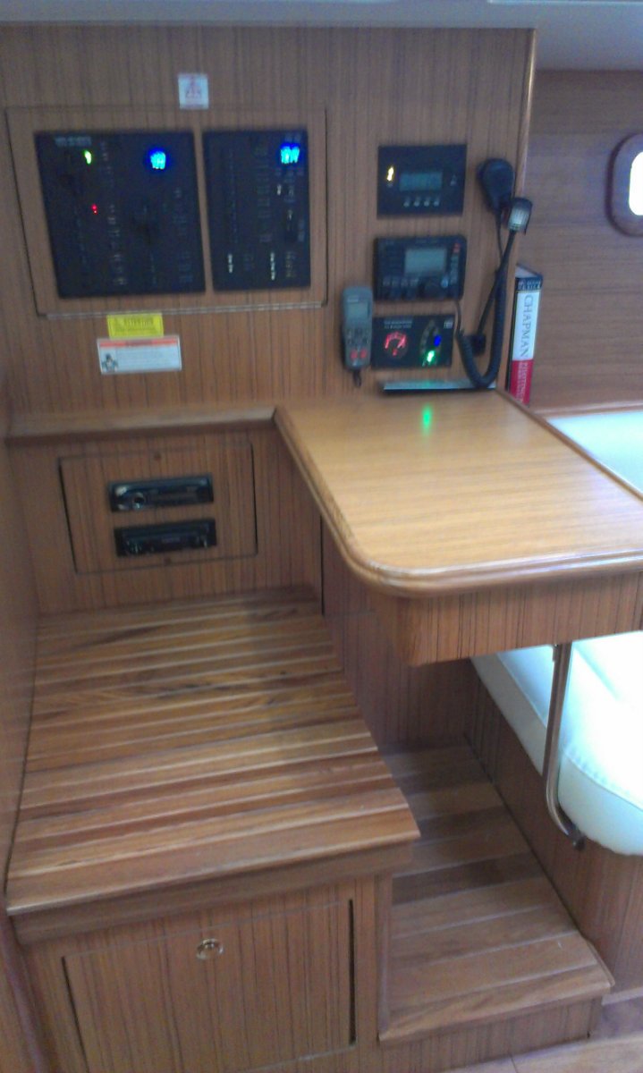 2014 Hunter 37 | Boat Research | Yachthub