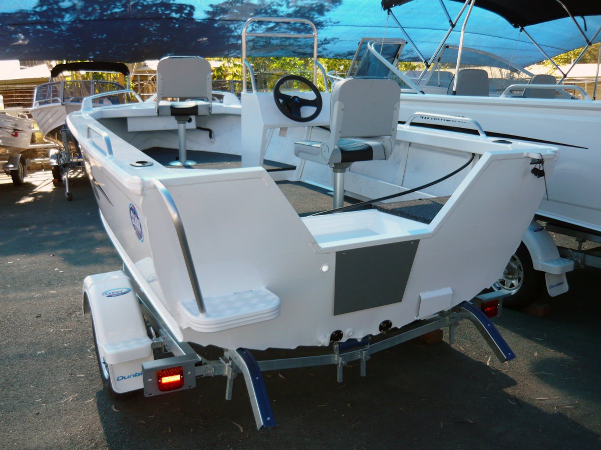 2014 Clark 430 Fishmaster Centre Console | Boat Research | Boats Online