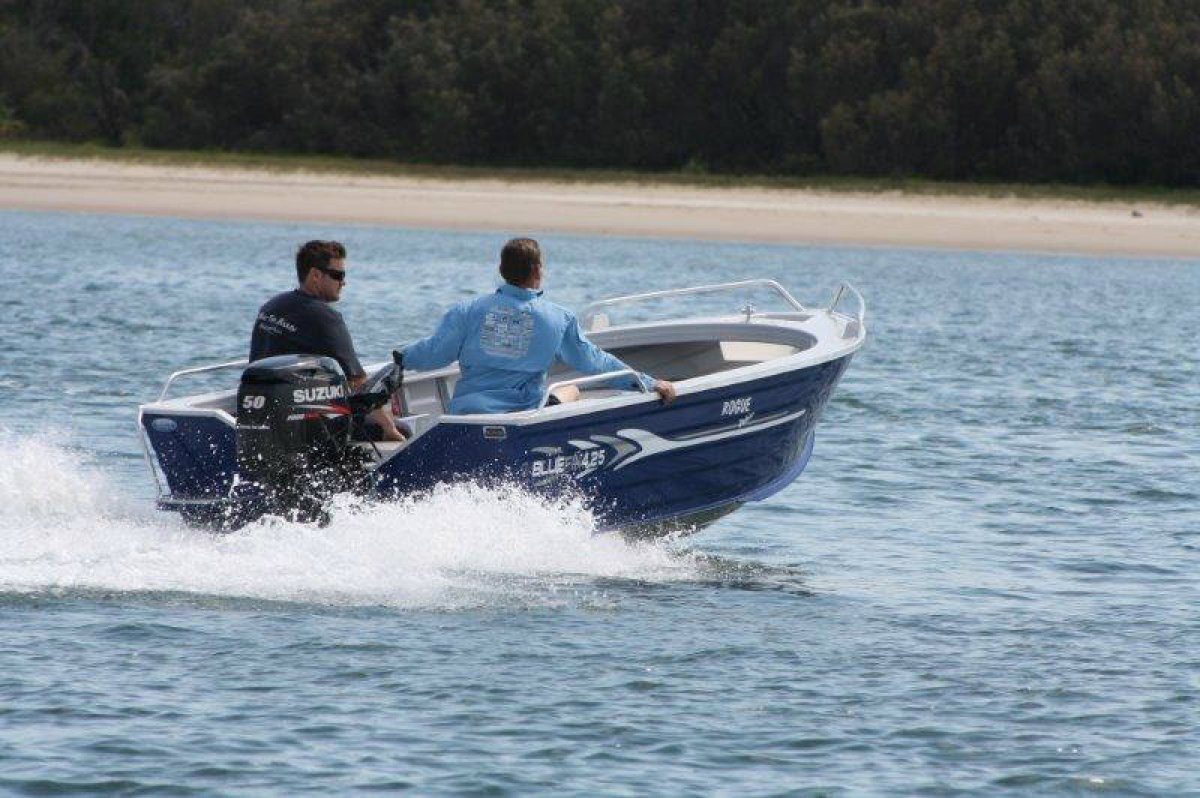 2014 Bluefin 4.20 Rogue - Pressed | Boat Research | Boats Online