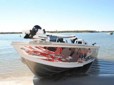2014 Bluefin 4.35 Wildcat | Boat Research | Yachthub