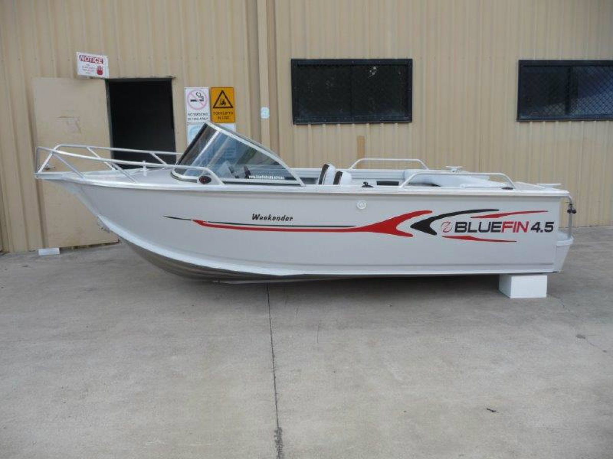 2014 Bluefin 4.50 Weekender | Boat Research | BoatsOnline