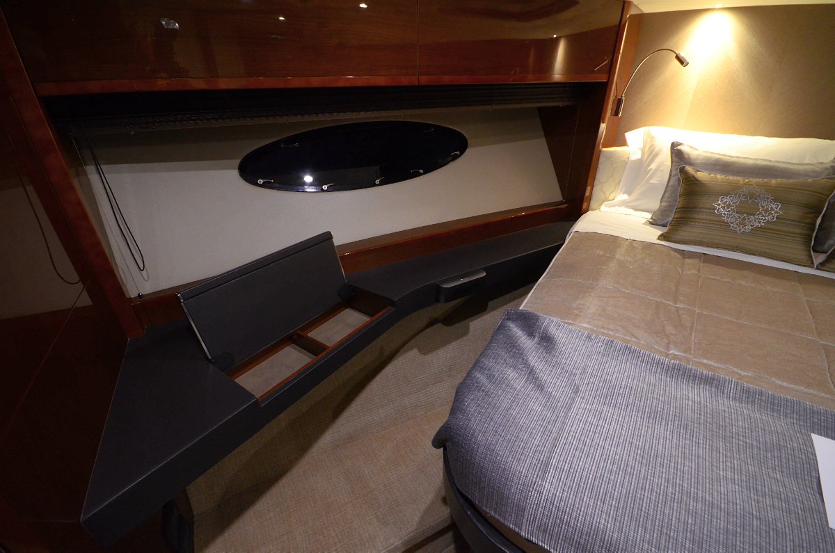 2013 Princess P56 | Boat Research | Yachthub