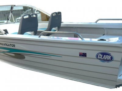 2014 Clark 427 Navigator | Boat Research | Boats Online
