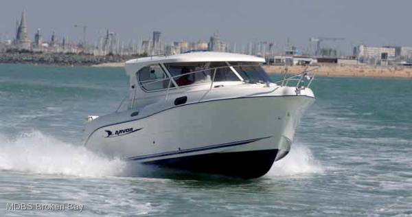 2014 Arvor 700 Weekender | Boat Research | Boats Online