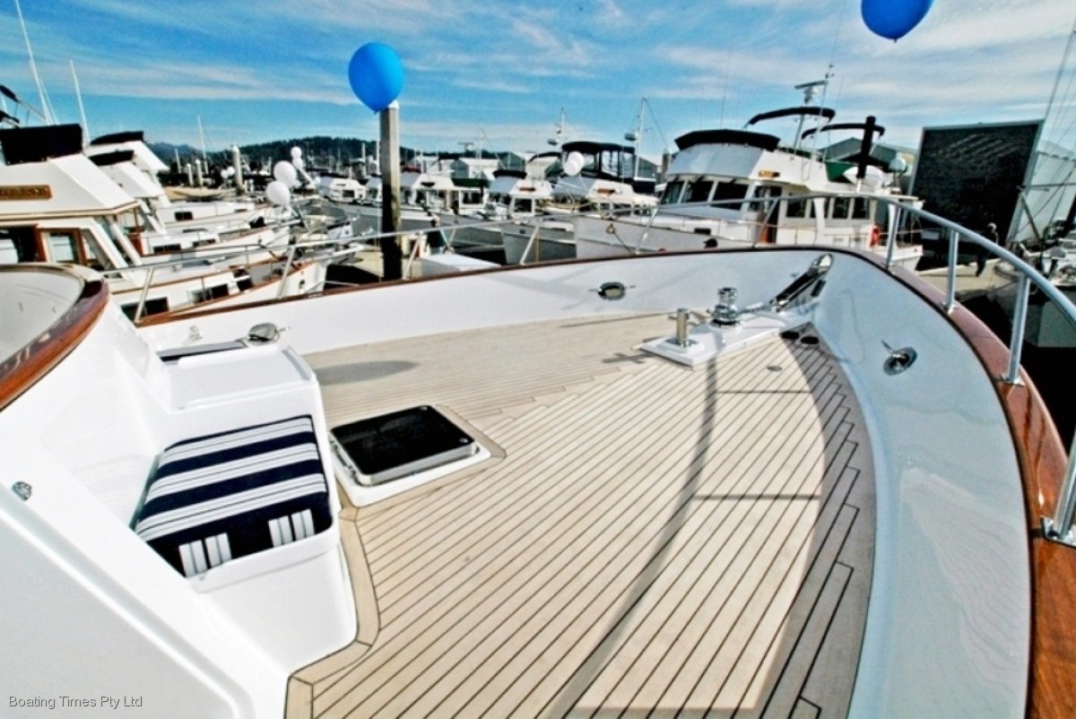 2014 Defever 49 | Boat Research | Yachthub