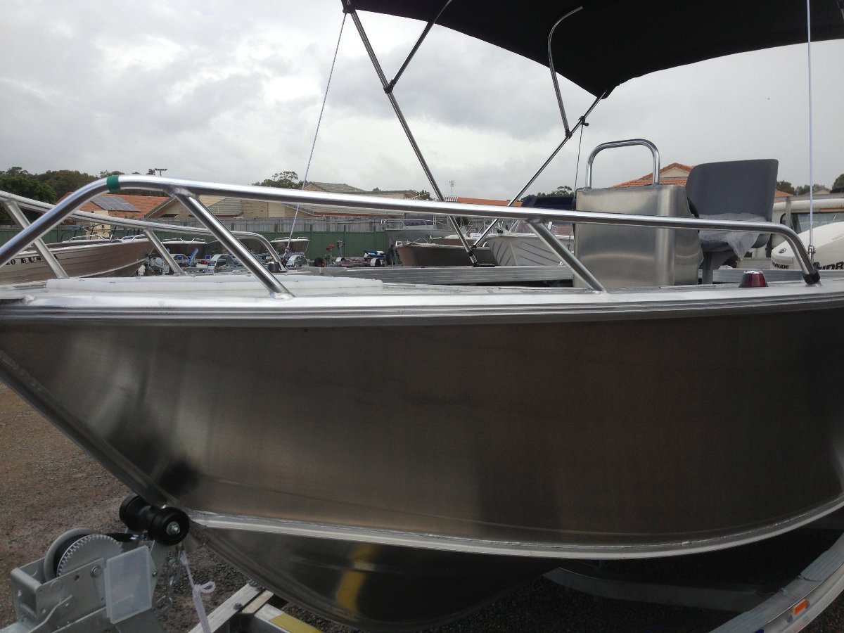 2014 Quintrex 490 Renegade Centre Console | Boat Research | Yachthub