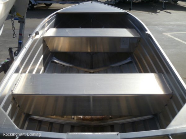 2014 Stacer 319 Seasprite | Boat Research | BoatsOnline