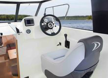2014 Delphia Escape 800 | Boat Research | Boats Online
