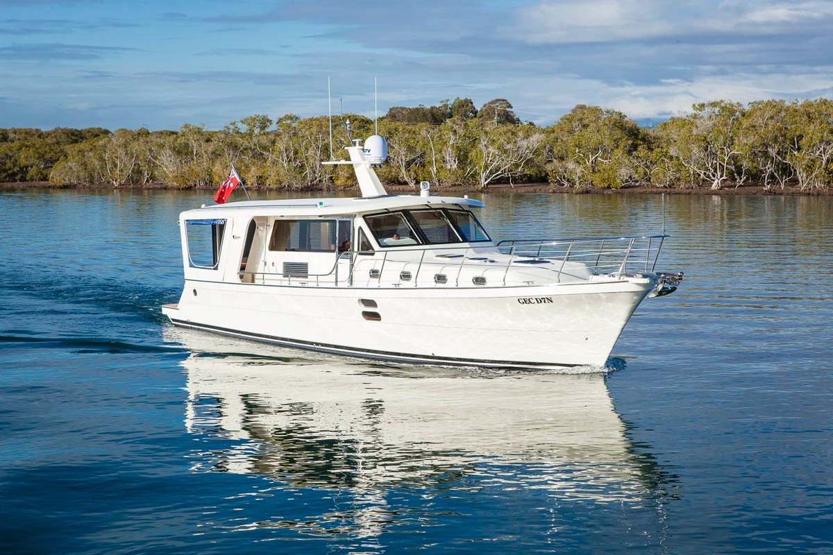 2015 Alaska 47 Sedan | Boat Research | Boats Online