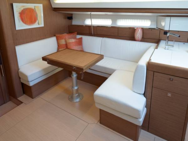 2015 Jeanneau Sun Odyssey 44ds | Boat Research | Yachthub