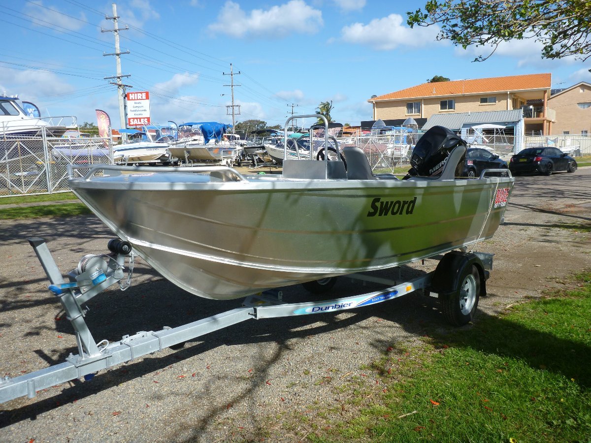 2014 Blaze 4.0 Sword | Boat Research | Boats Online