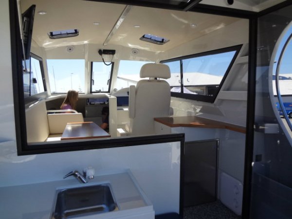 2014 Sailfish 2800 Platinum | Boat Research | BoatsOnline