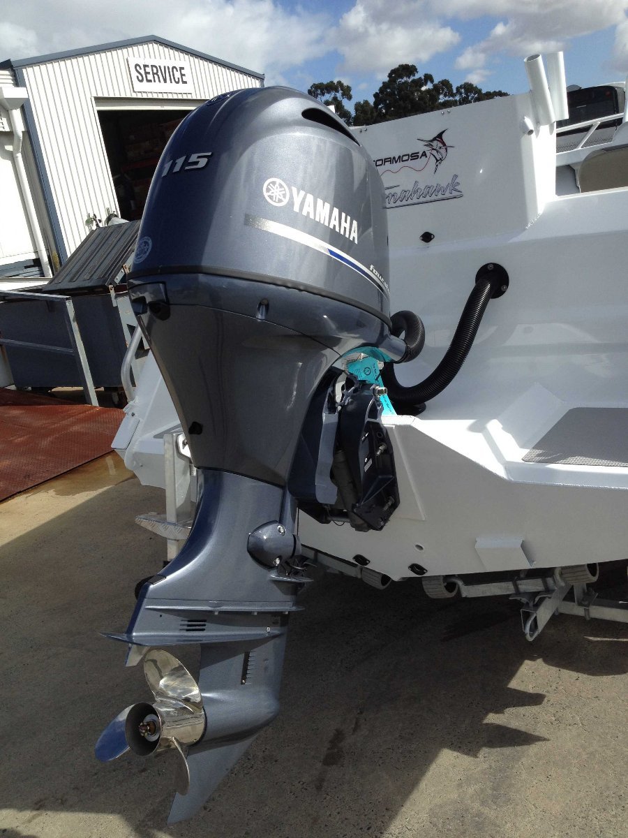 2013 Formosa Tomahawk 520 Side Console | Boat Research | BoatsOnline