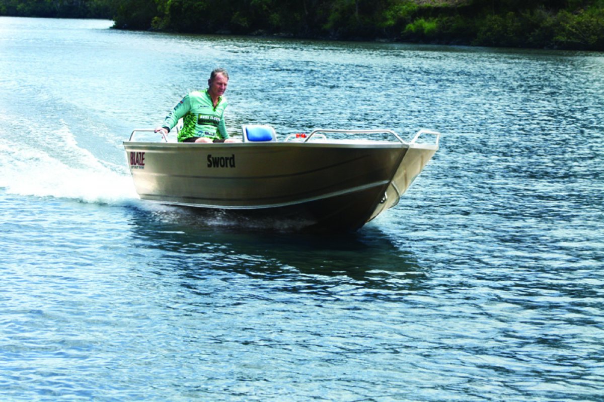 2014 Blaze 4.2 Sword | Boat Research | Yachthub