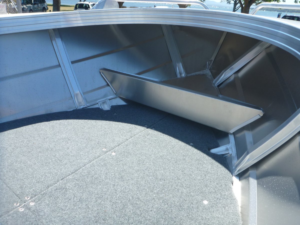 2014 Blaze 4.2 Sword | Boat Research | Yachthub