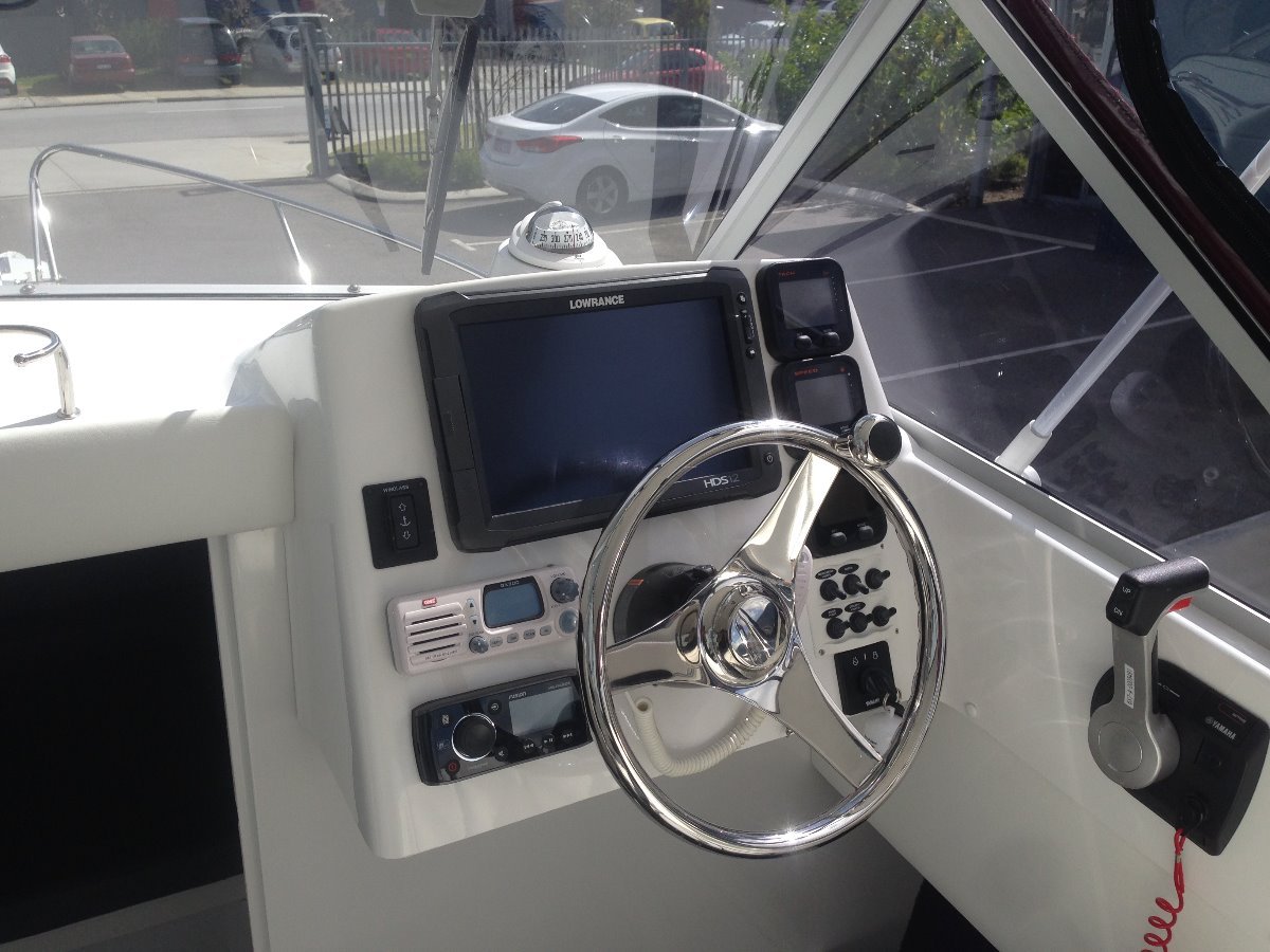 2015 Caribbean Reef Runner | Boat Research | Yachthub