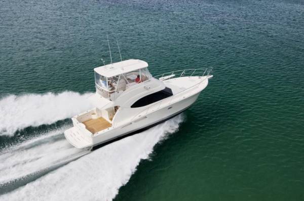 2013 Riviera 45 Open Flybridge | Boat Research | Yachthub