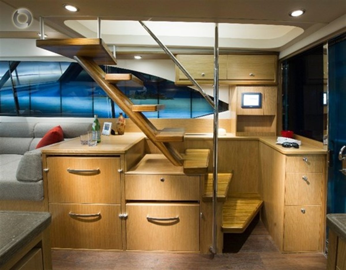 2015 Riviera 50 Enclosed Flybridge | Boat Research | Yachthub