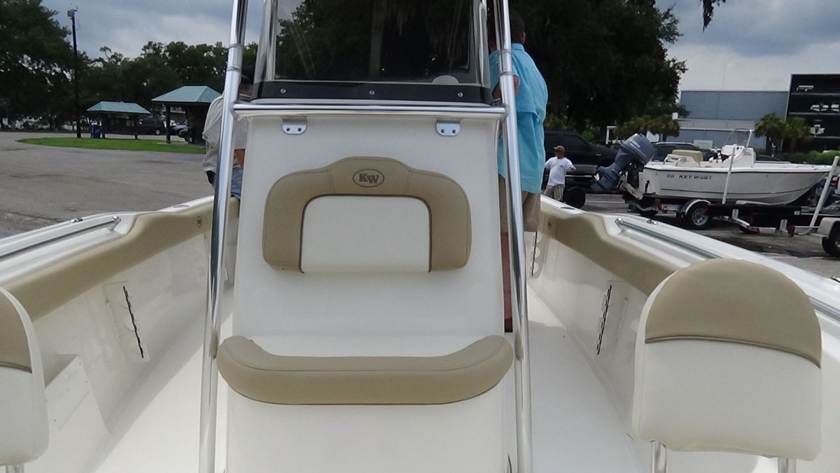 2016 Key West 239fs | Boat Research | Yachthub