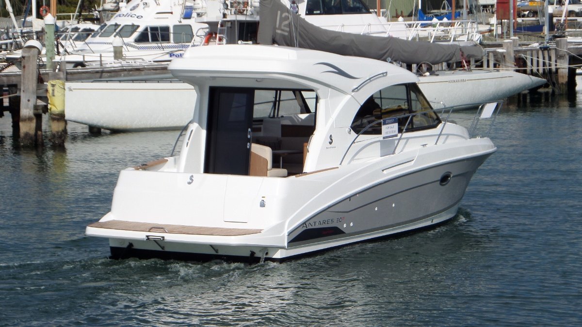 2017 Beneteau Antares 30s | Boat Research | Yachthub