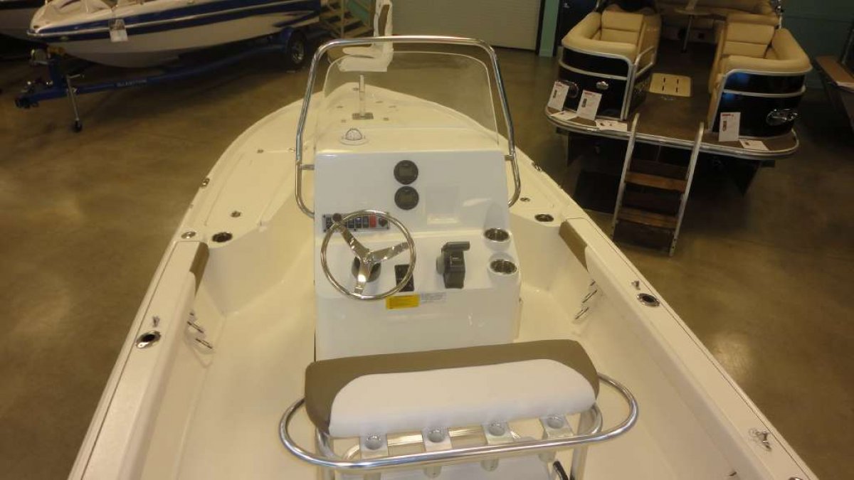 2017 Key West 210br | Boat Research | Yachthub