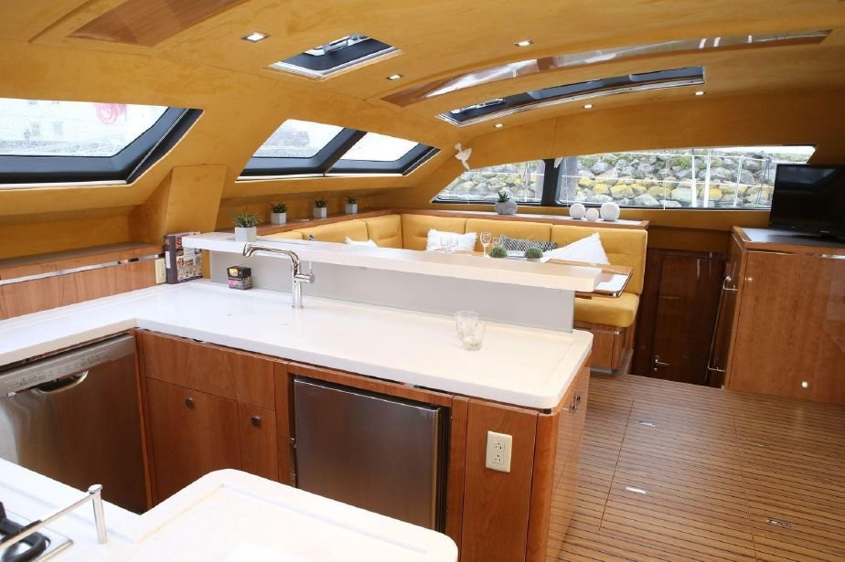 2017 Privilege 43 | Boat Research | Boats Online